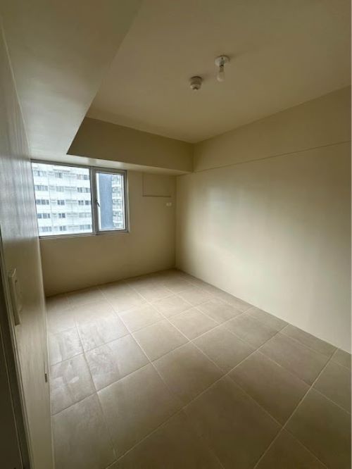 Avida Towers Turf BGC - Lemontree Real Estate